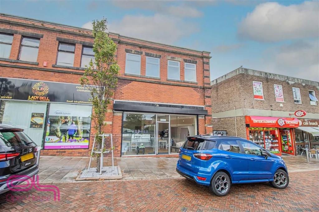 Broadway, Accrington, Lancashire, BB5... Retail property (high street ...