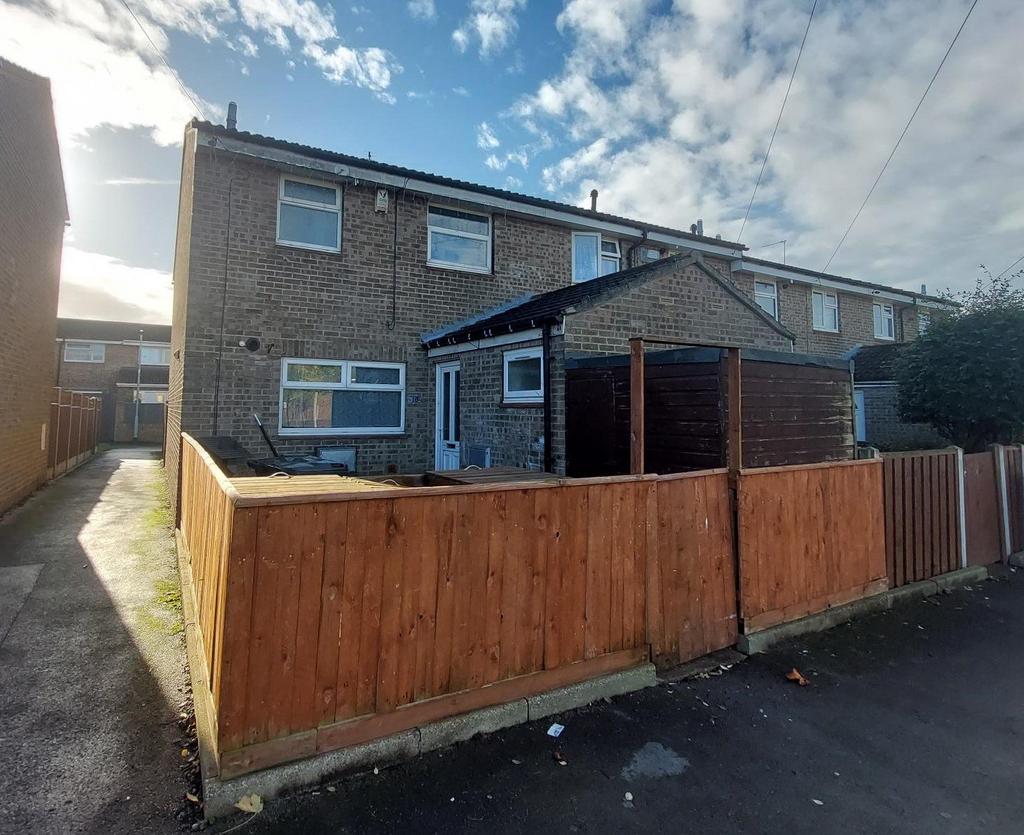 Sedgebrook Grove, Kingswood, Hull, HU7 3 bed terraced house - £632 pcm ...