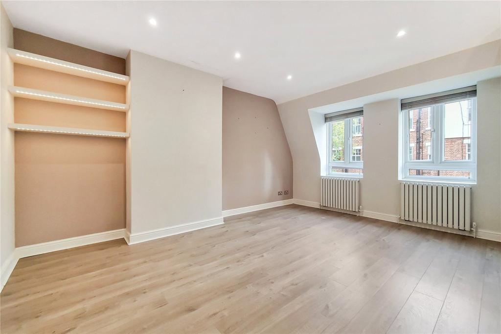 Howitt Road, Belsize Park, London 3 bed flat - £3,878 pcm (£895 pw)
