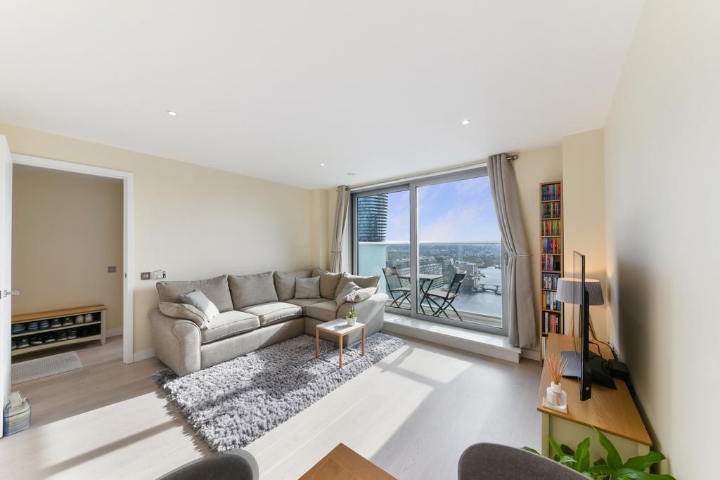 East Tower, Pan Peninsula, Canary... 1 bed apartment - £2,253 pcm (£520 pw)