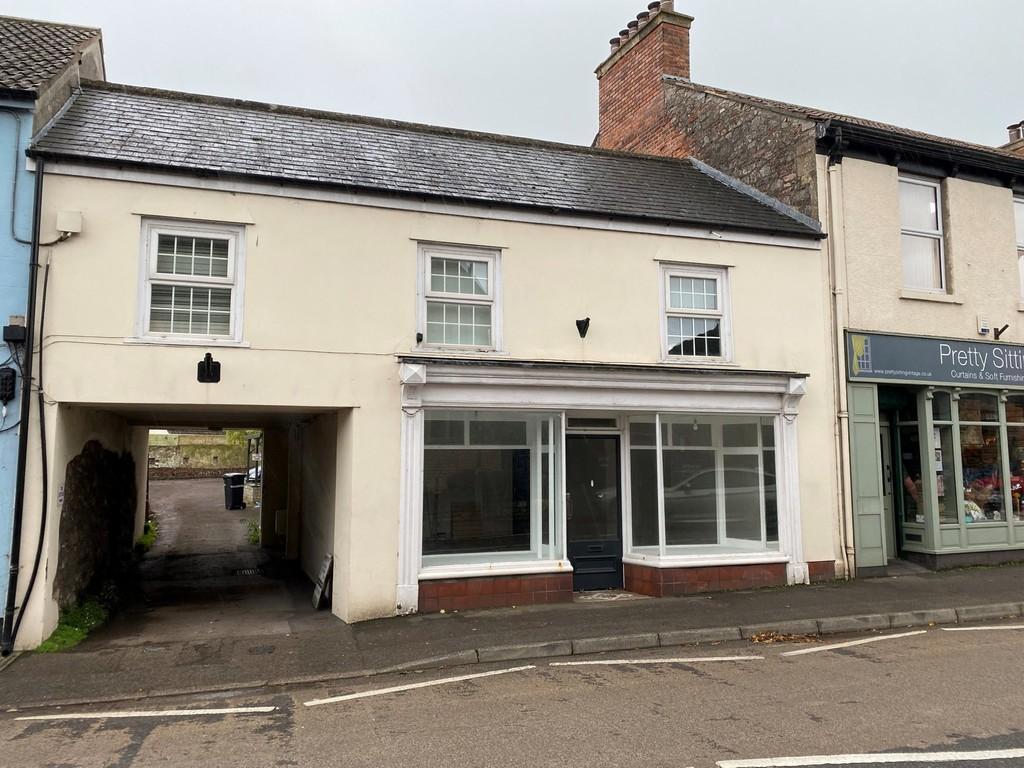 Bath Street, Cheddar Retail property (high street) - £750 pcm (£173 pw)