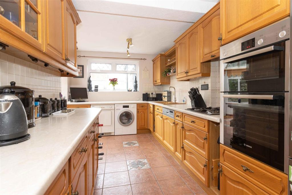 Hangleton Road, Hove 3 bed house - £600,000