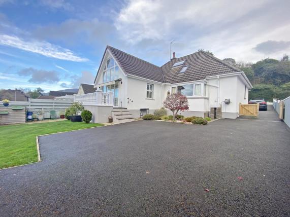 Main Road, Glen Vine, IM4 4BG 3 bed bungalow - £425,000