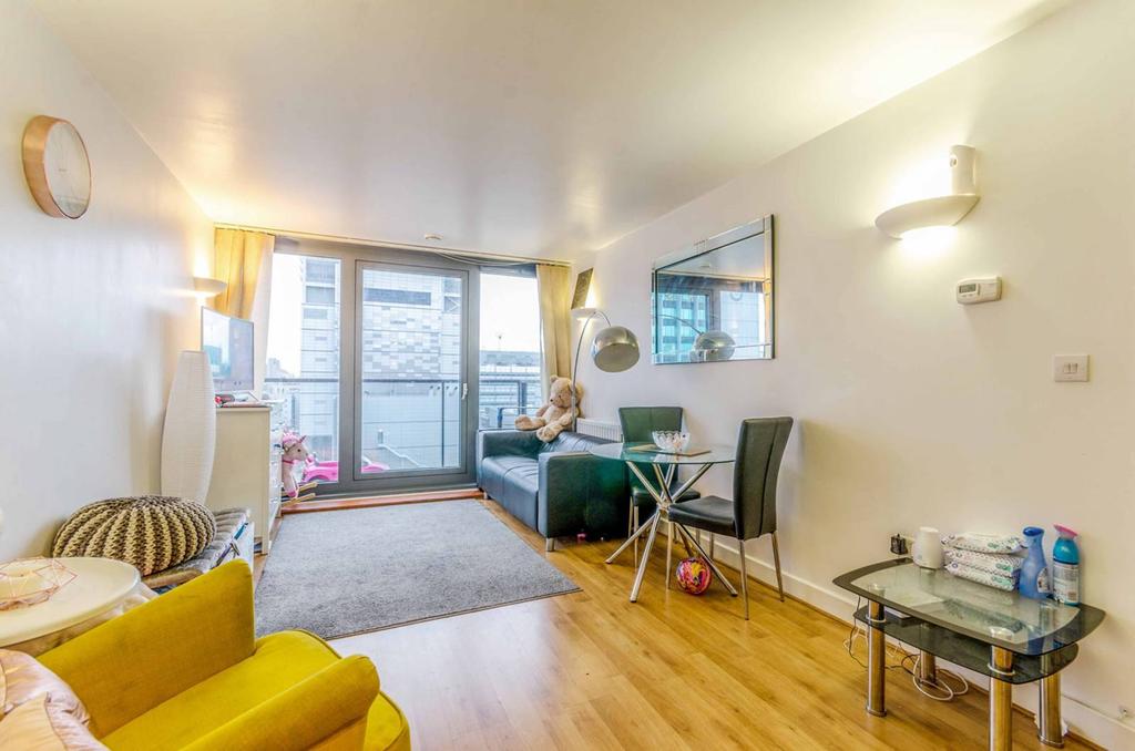 Elektron Tower, Canary Wharf, London, E14 1 bed flat - £1,950 pcm (£450 pw)
