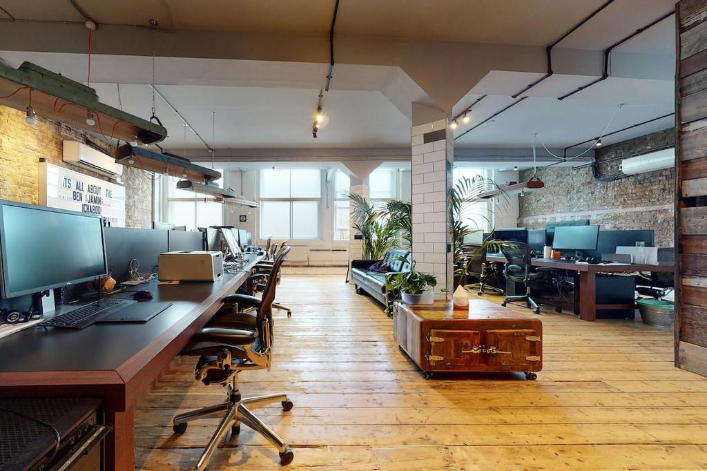 17 Willow Street, London, EC2A 4BH Office - £4,167 pcm (£962 pw)