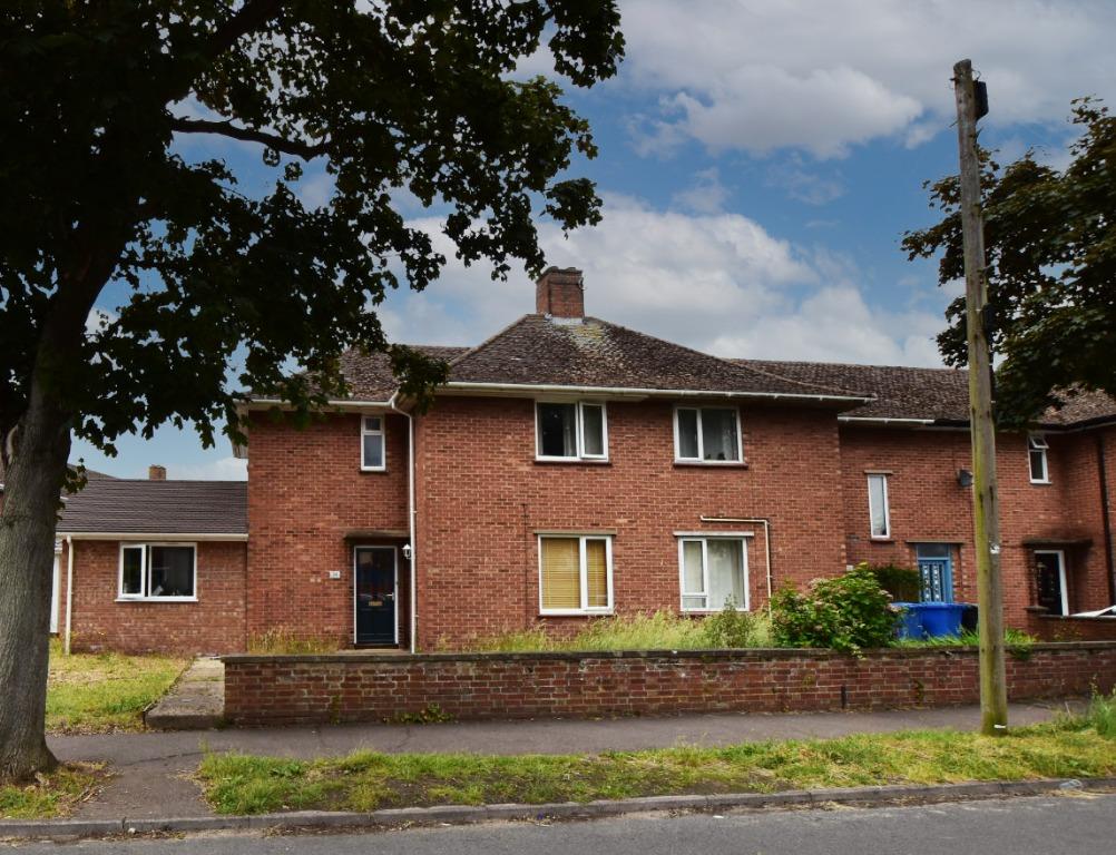 Cunningham Road, Norwich, NR5 6 bed detached house - £3,150 pcm (£727 pw)
