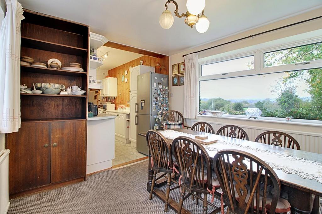 Newall Mount, Otley, LS21 4 bed end of terrace house - £485,000