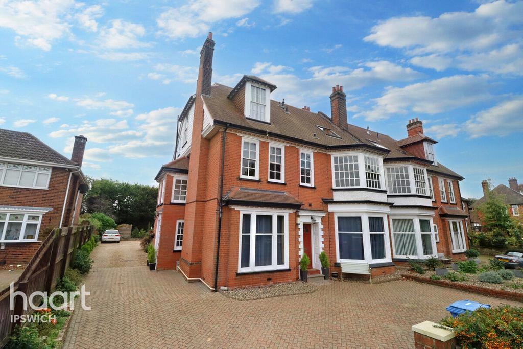 Belstead Road, Ipswich 2 bed apartment - £200,000