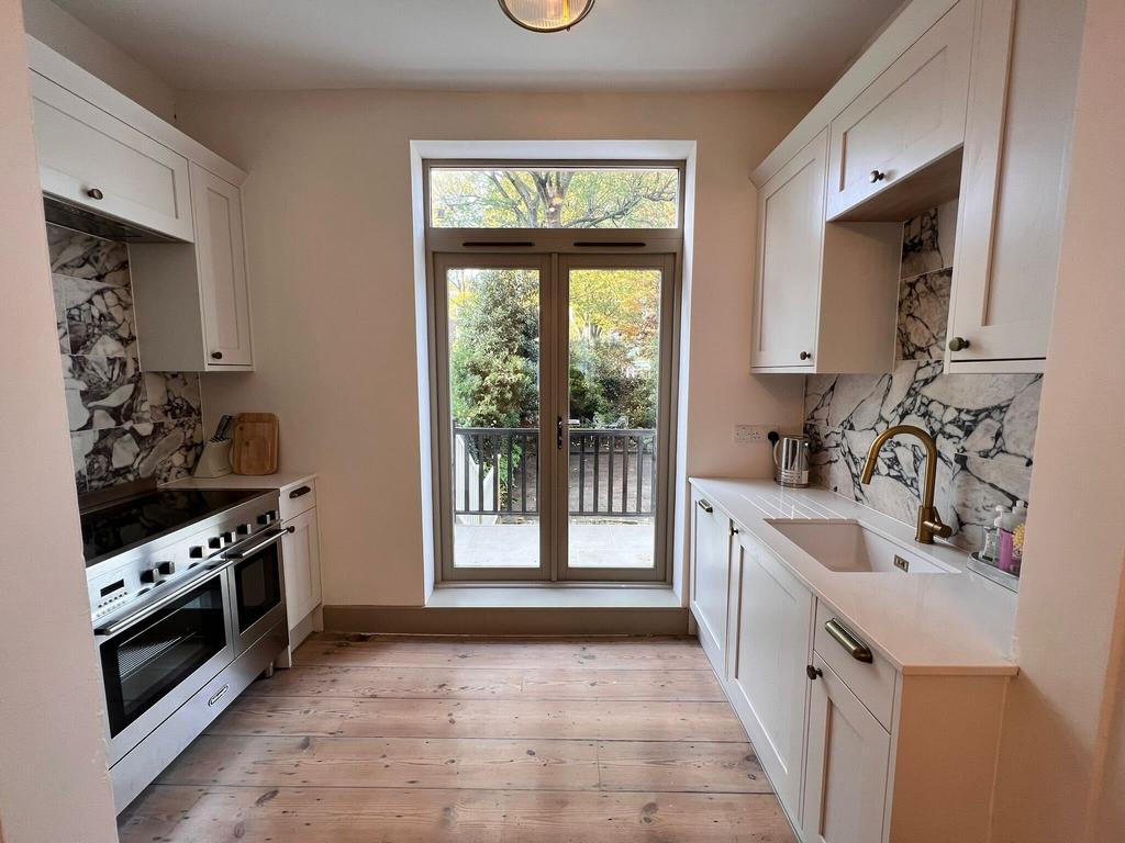 Devonia Road, London, N1 3 bed duplex - £6,500 pcm (£1,500 pw)