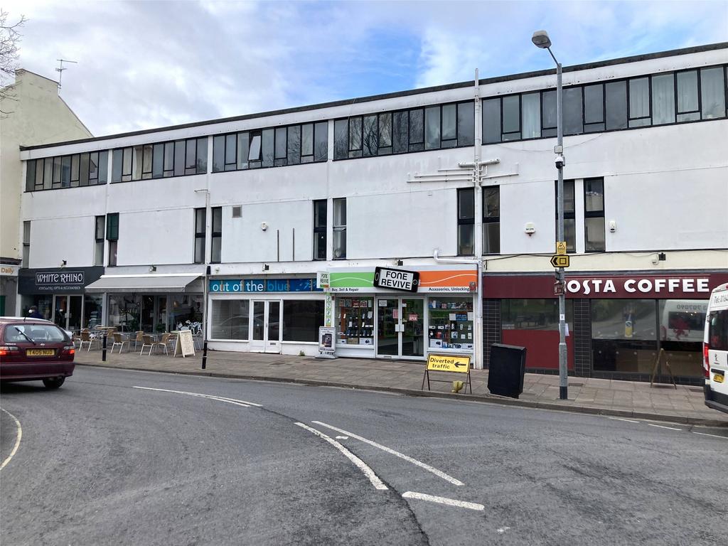 Wellington Square, Minehead, TA24 Shop - £1,042 pcm (£240 pw)