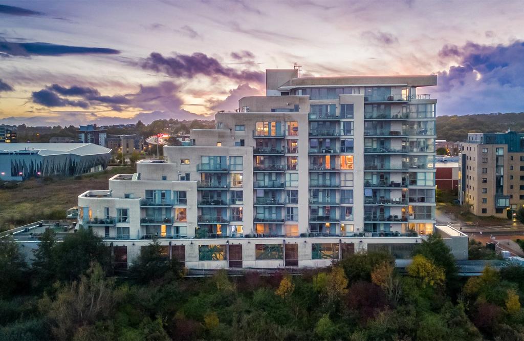 Watermark, Ferry Road, Cardiff, CF11 3 bed apartment for sale - £850,000