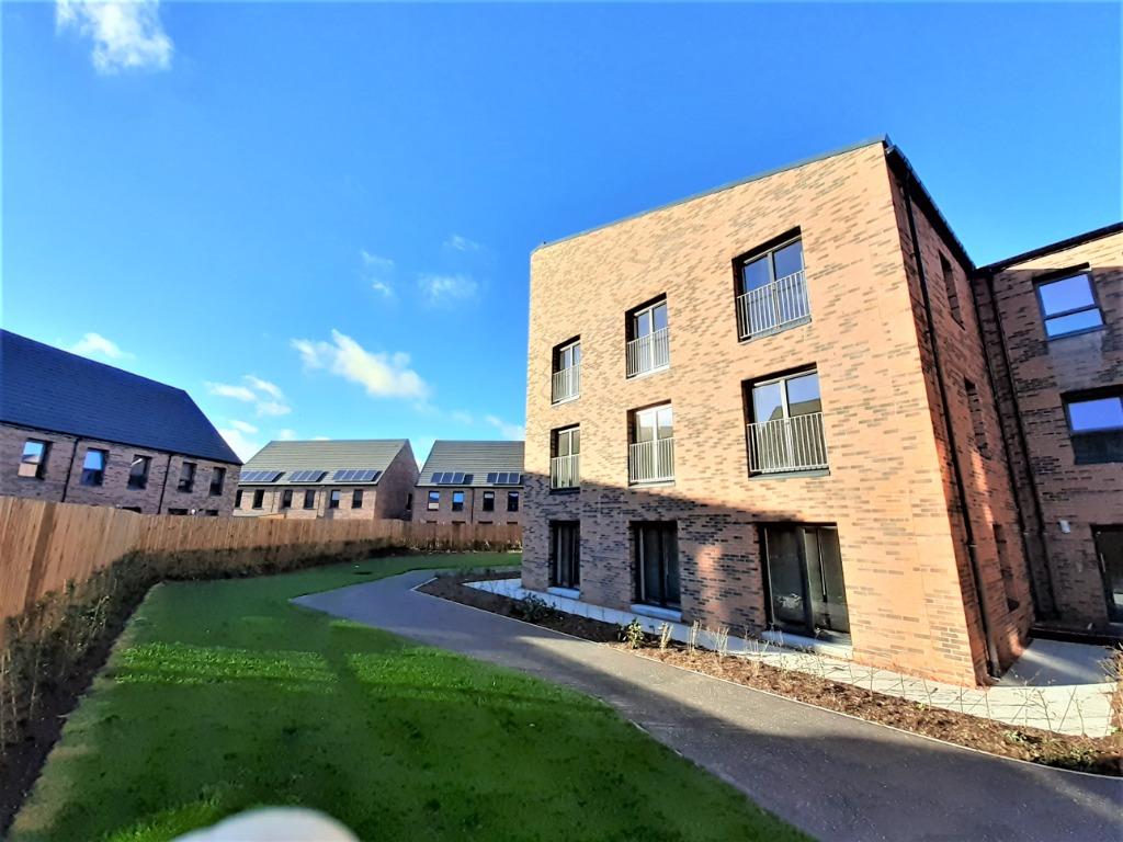 Griffin Road, Muirhouse, Edinburgh, EH4 2 bed flat - £950 pcm (£219 pw)