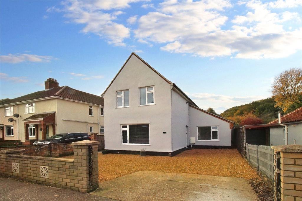 Sutherland Avenue, Hellesdon... 4 bed detached house - £460,000