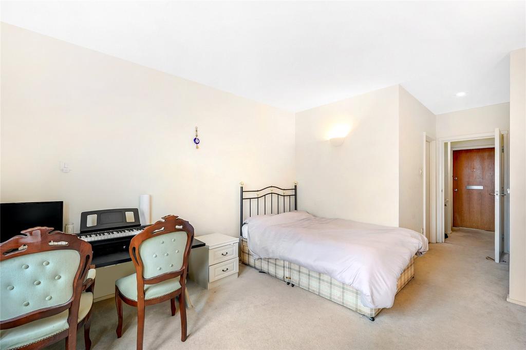 Point West, 116 Cromwell Road, London 2 bed flat - £3,302 pcm (£762 pw)