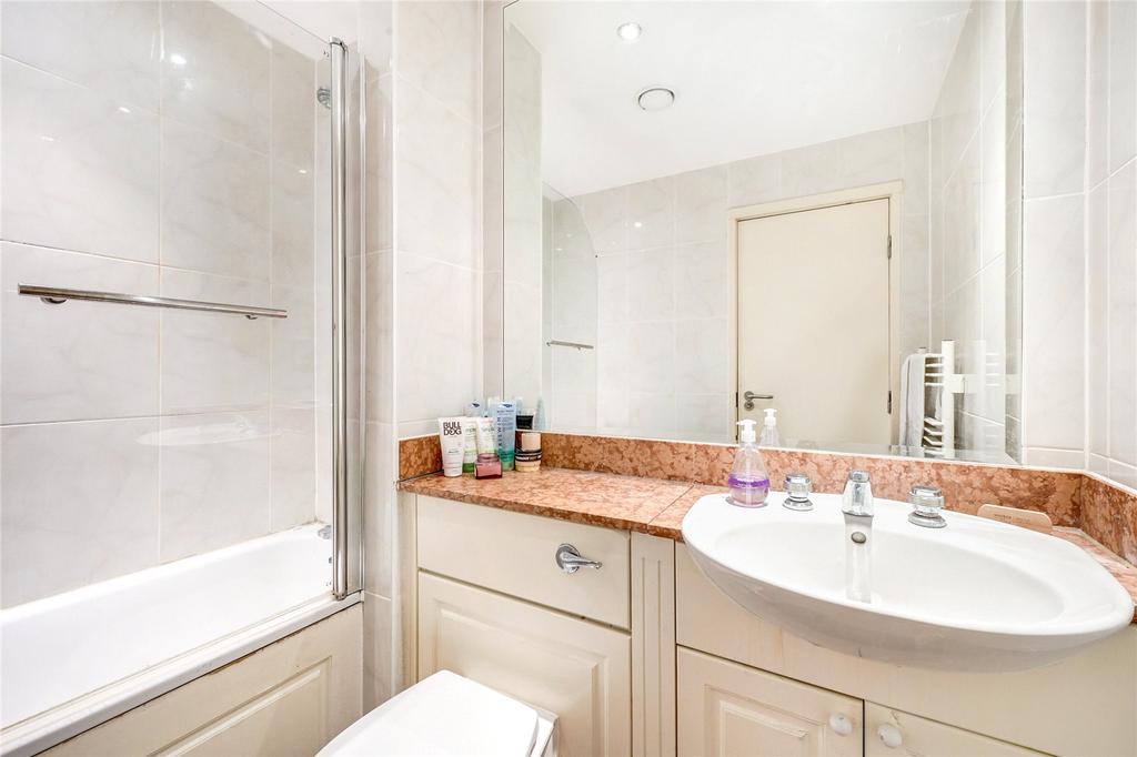 Point West, 116 Cromwell Road, London 2 bed flat - £3,302 pcm (£762 pw)