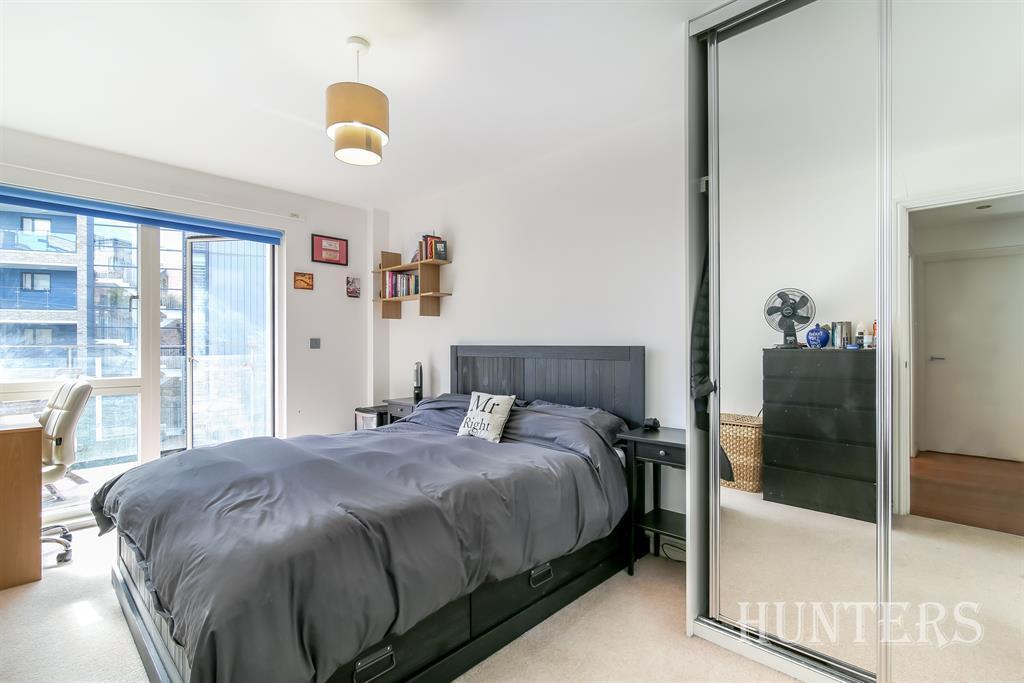 Roffo Court, Boundary Lane 2 bed flat - £2,000 pcm (£462 pw)
