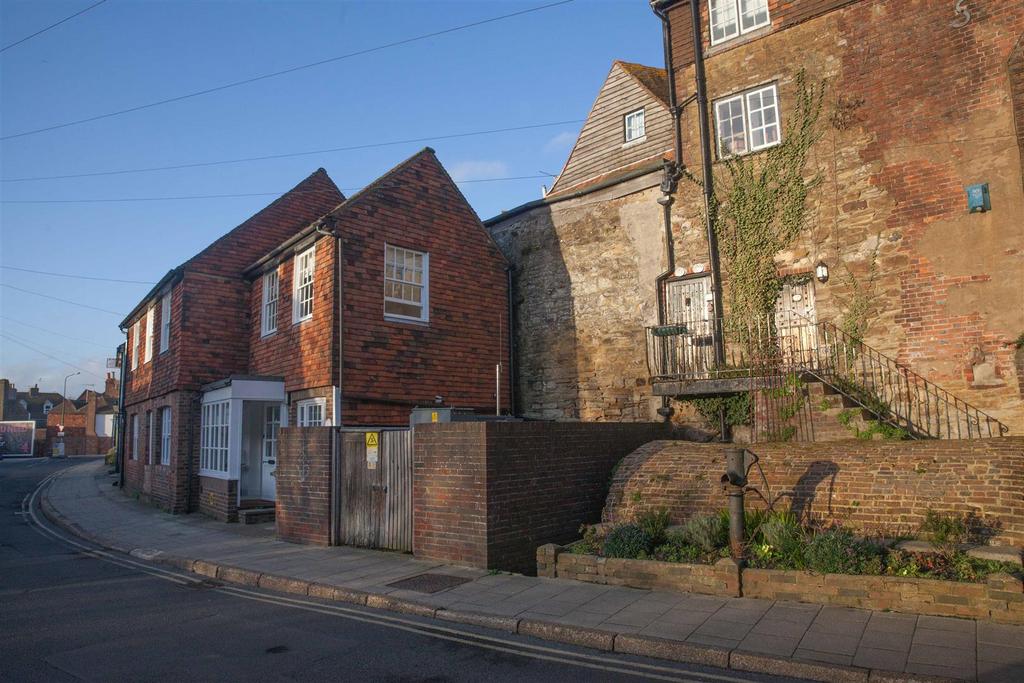 Wish Ward, Rye 1 bed flat - £219,950