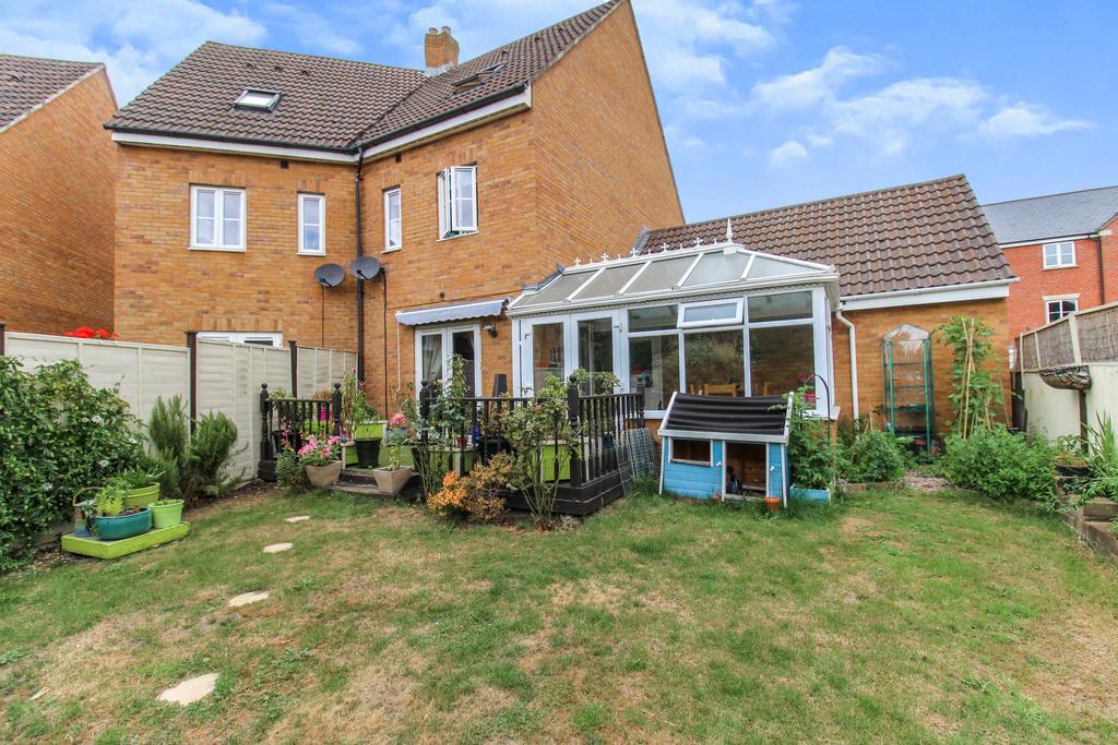 Maunders Drive, Staverton 3 bed semi-detached house - £325,000