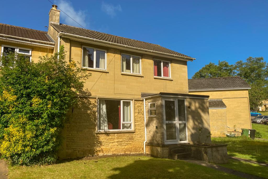 Poplar Close, Moorfields, Bath, BA2 3 bed end of terrace house - £325,000