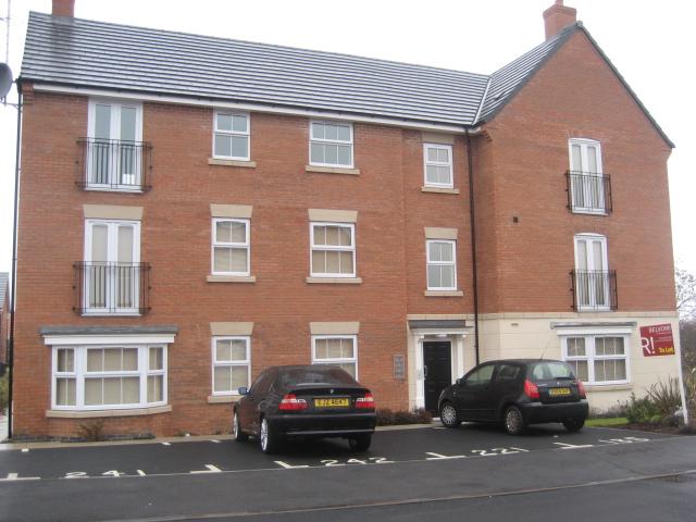 Padside Close, Hamilton, Leicester, LE5 2 bed flat - £850 pcm (£196 pw)