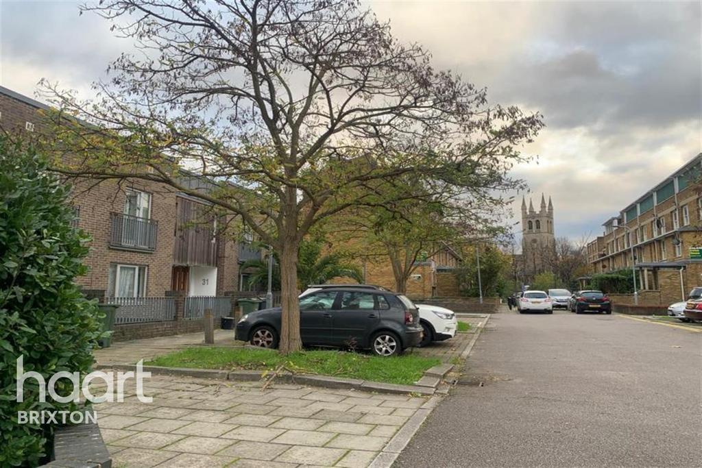 Dora Way, Brixton 6 bed terraced house - £5,500 pcm (£1,269 pw)