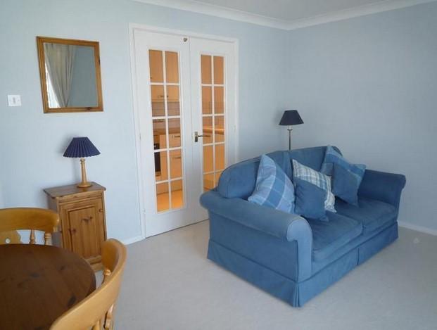 Atlantic Close, Southampton 1 bed flat - £1,175 pcm (£271 pw)