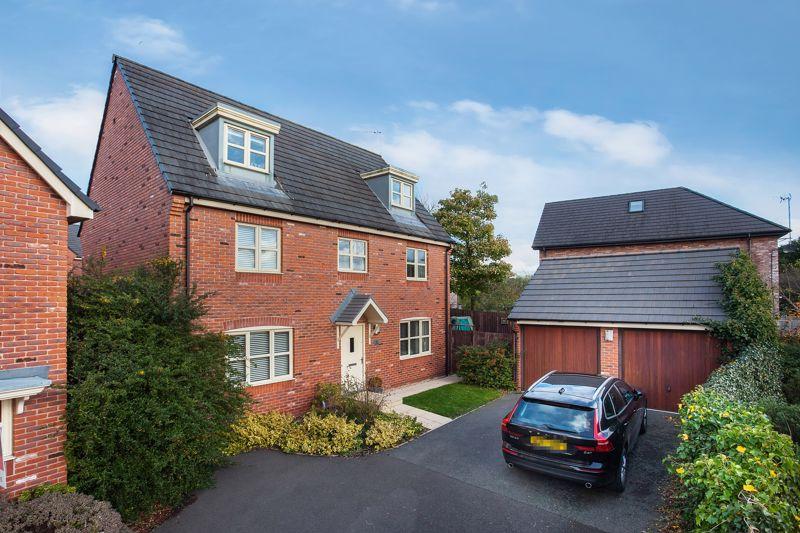 Sweet Briar Court, Congleton 5 bed detached house - £495,000