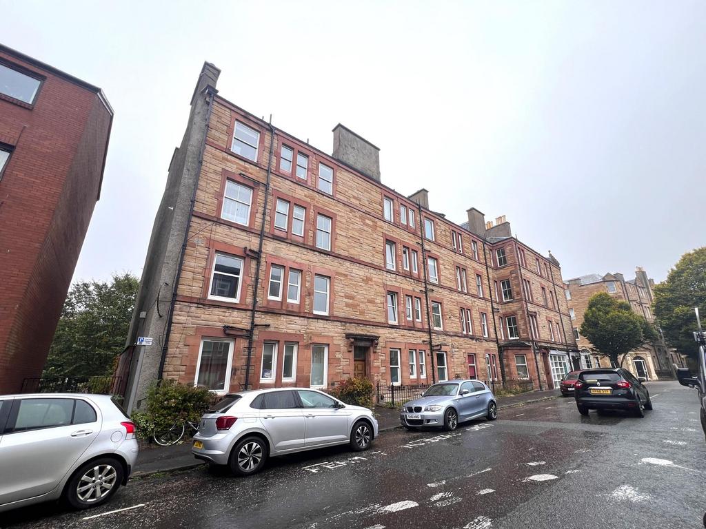 Bryson Road, Edinburgh, EH11 1 bed flat - £850 pcm (£196 pw)