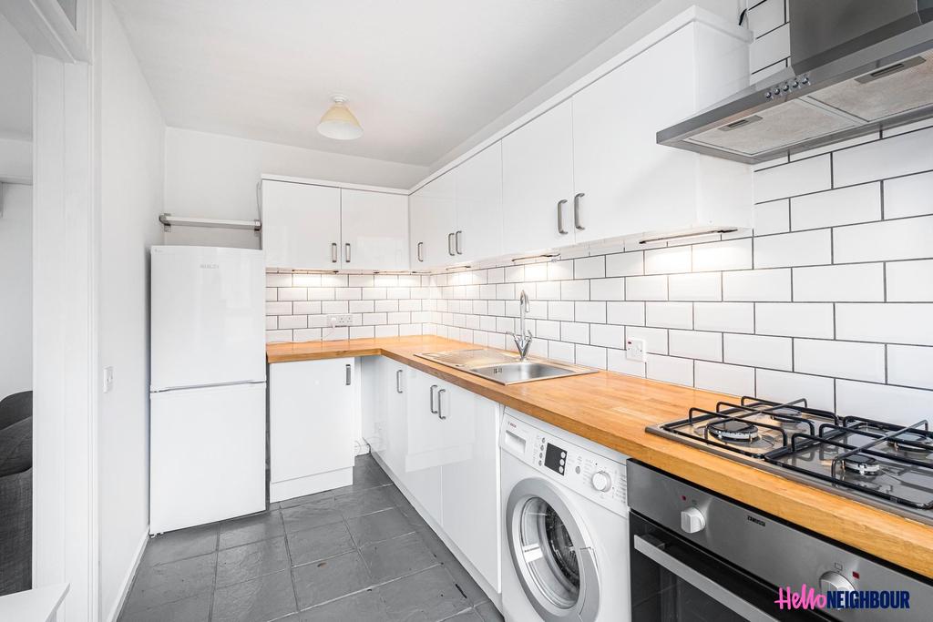 Wivenhoe Close, London, SE15 1 bed apartment - £1,600 pcm (£369 pw)