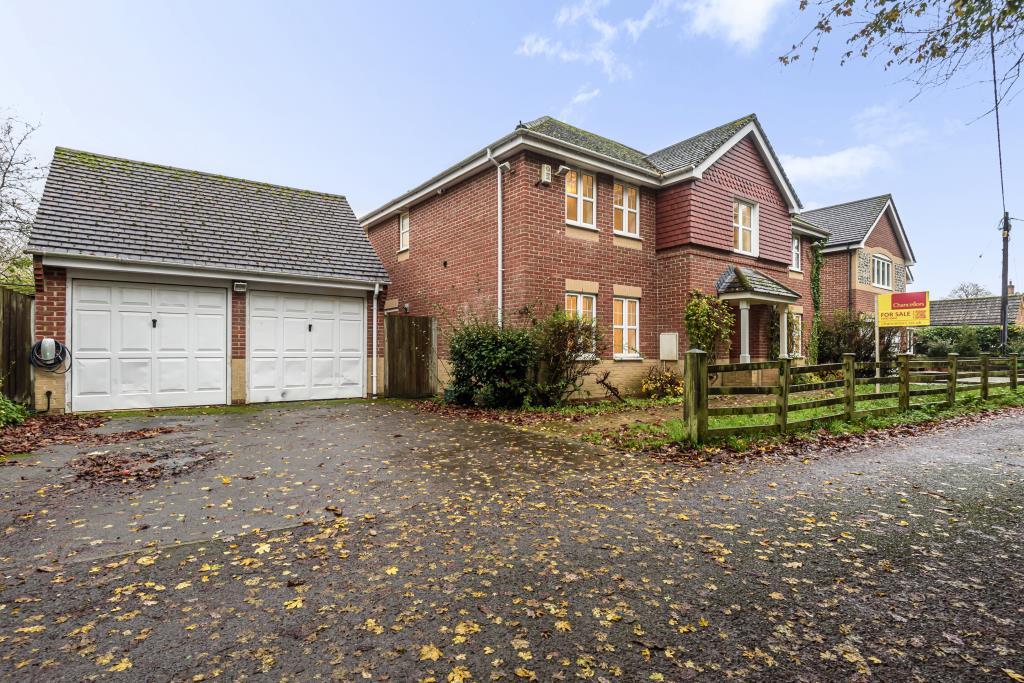 Newbury, Berkshire, RG19 5 bed detached house - £850,000