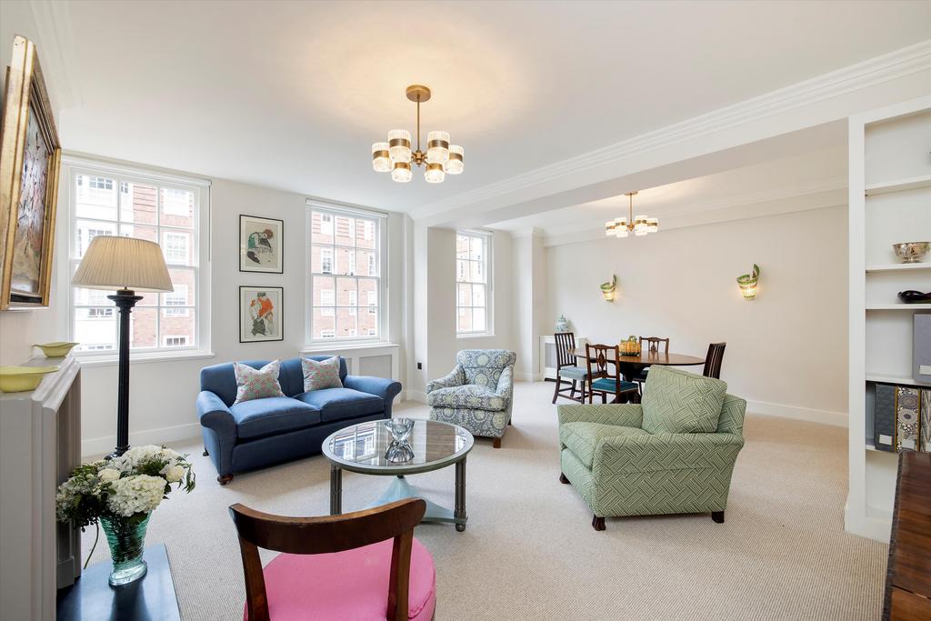 Whiteheads Grove, London, SW3 2 bed apartment - £1,825,000