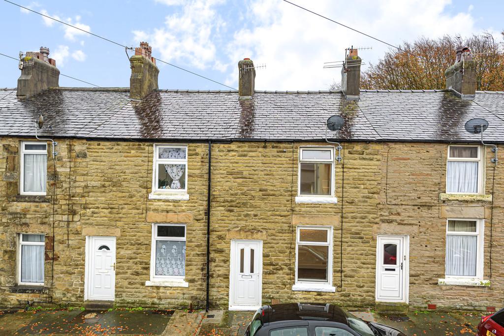 43 Highfield Road, Carnforth... 2 bed terraced house - £135,000
