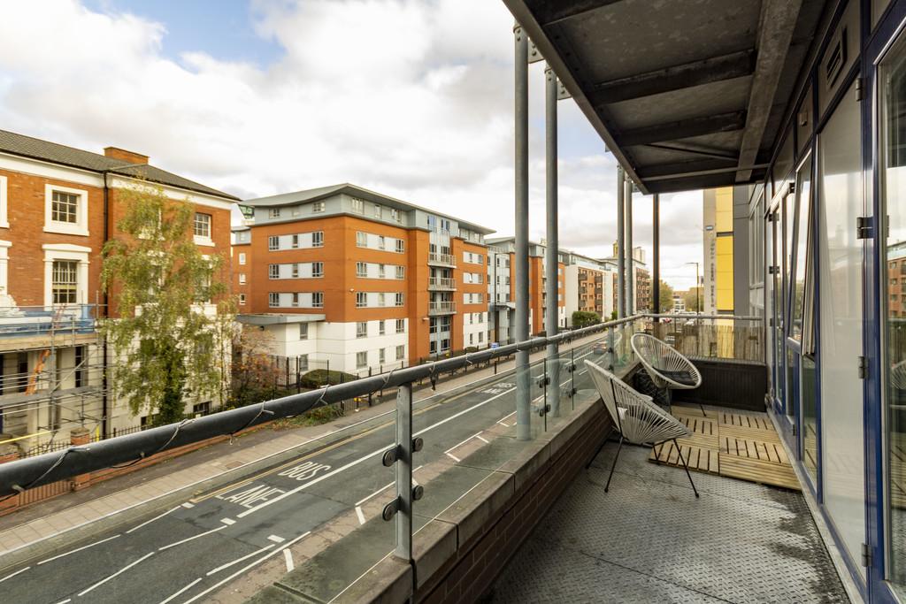 Bath Row, Park Central, B15 2 bed apartment - £1,100 pcm (£254 pw)
