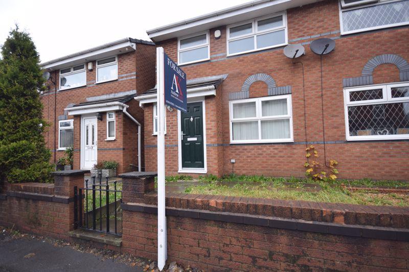Halifax Road, Rochdale 3 bed semi-detached house for sale - £169,950