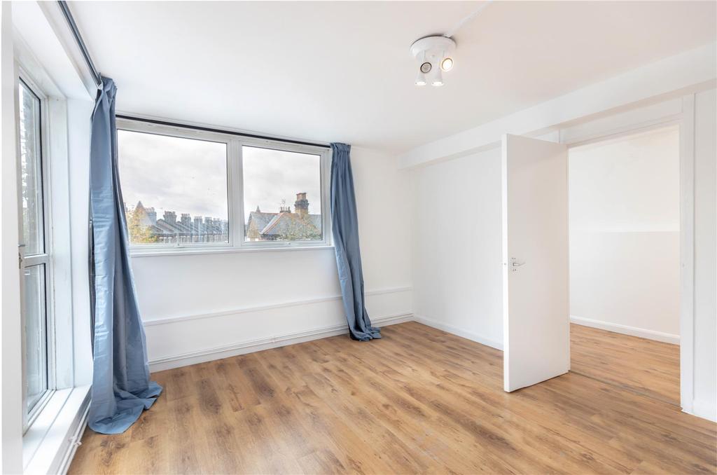 Third Avenue, London W10 2 bed apartment - £1,750 pcm (£404 pw)