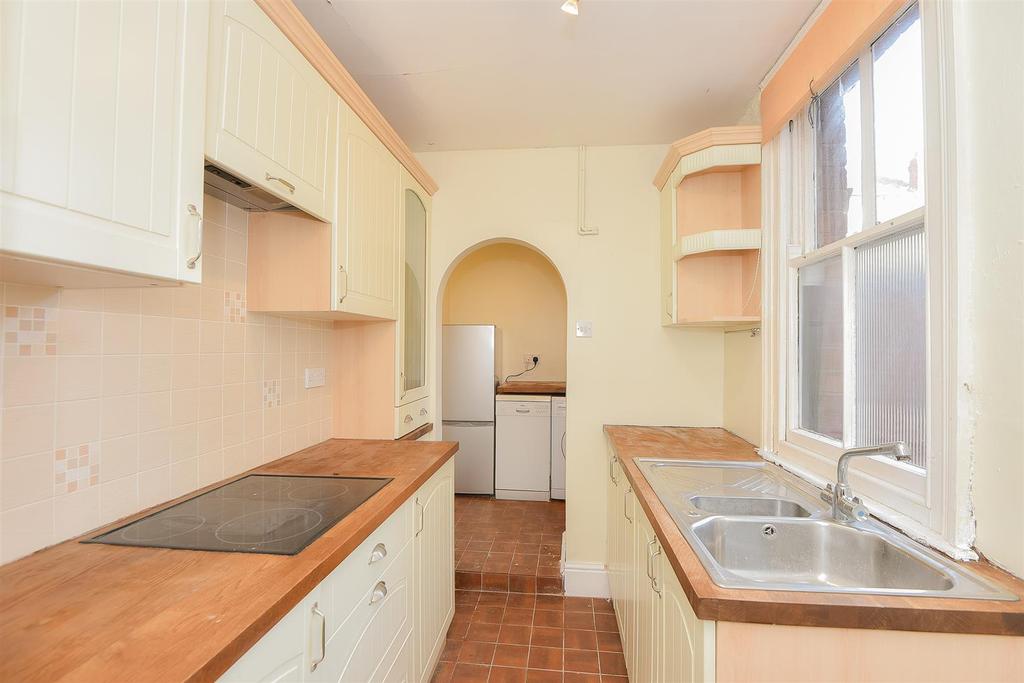 Albemarle Road, York 2 bed terraced house - £1,050 pcm (£242 pw)