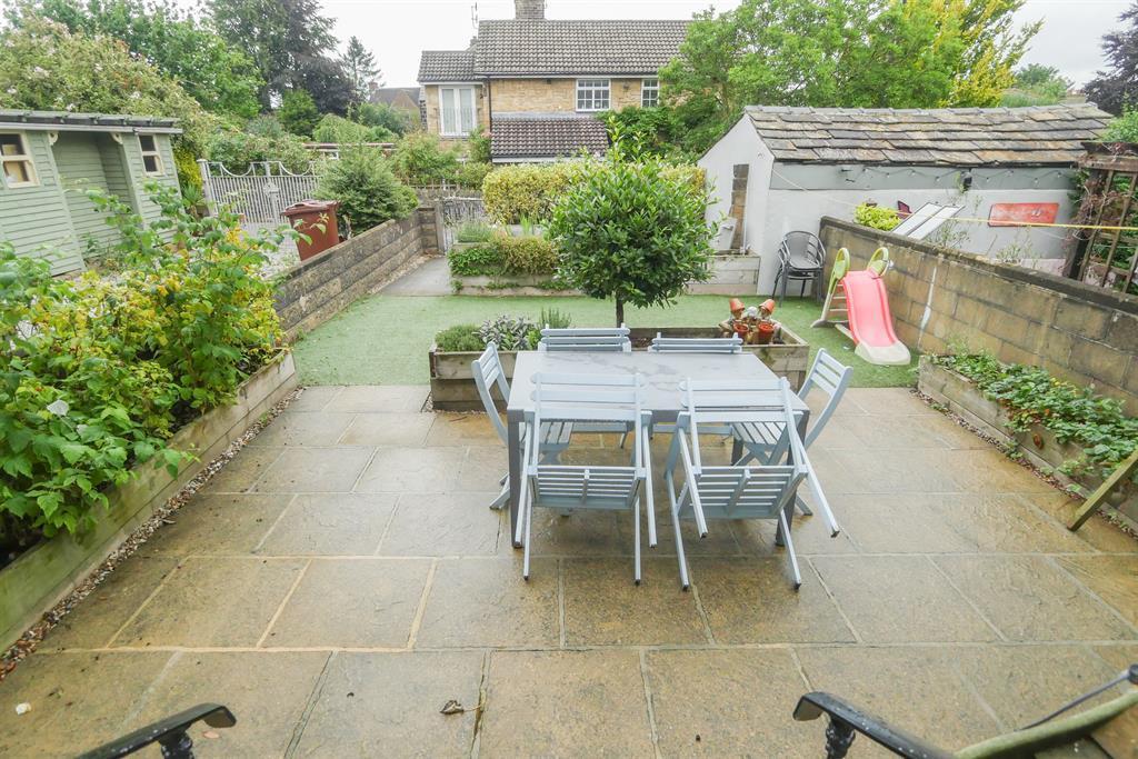 Carr Road, Calverley, LS28 5RH 4 bed terraced house - £420,000