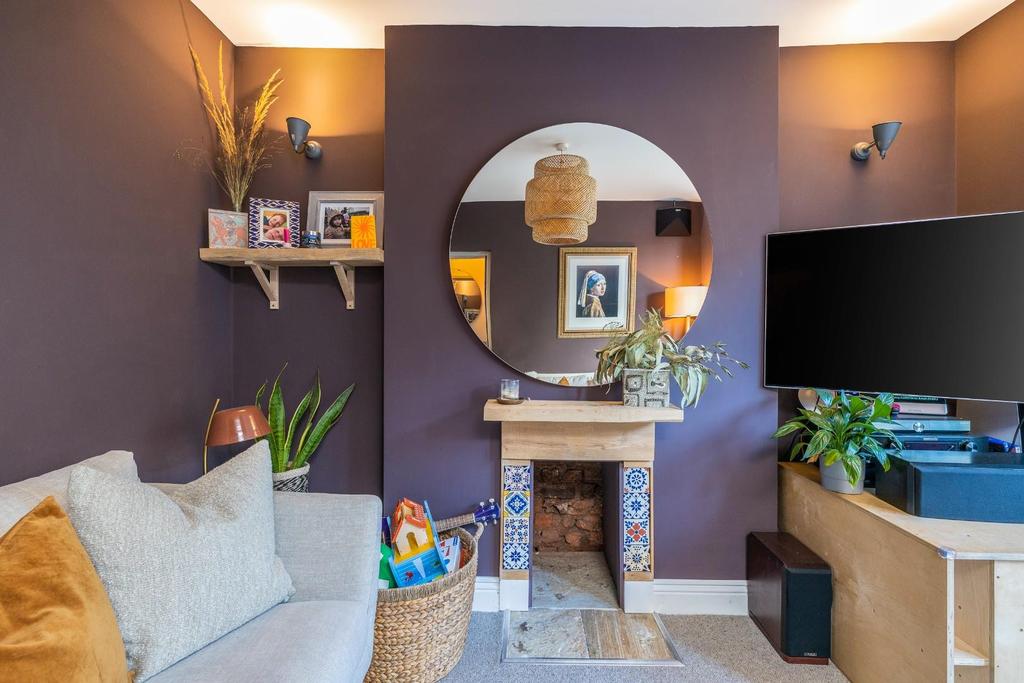 Glen Park, Eastville 2 bed terraced house - £325,000