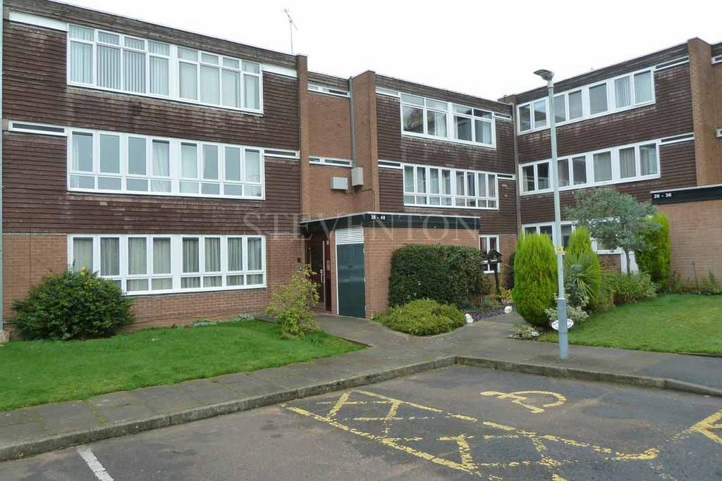Limehurst Avenue, Finchfield... 2 bed apartment - £99,950