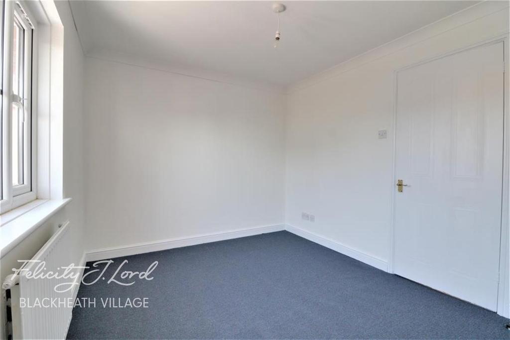 Arden Close, London. SE28 2 bed terraced house - £1,650 pcm (£381 pw)