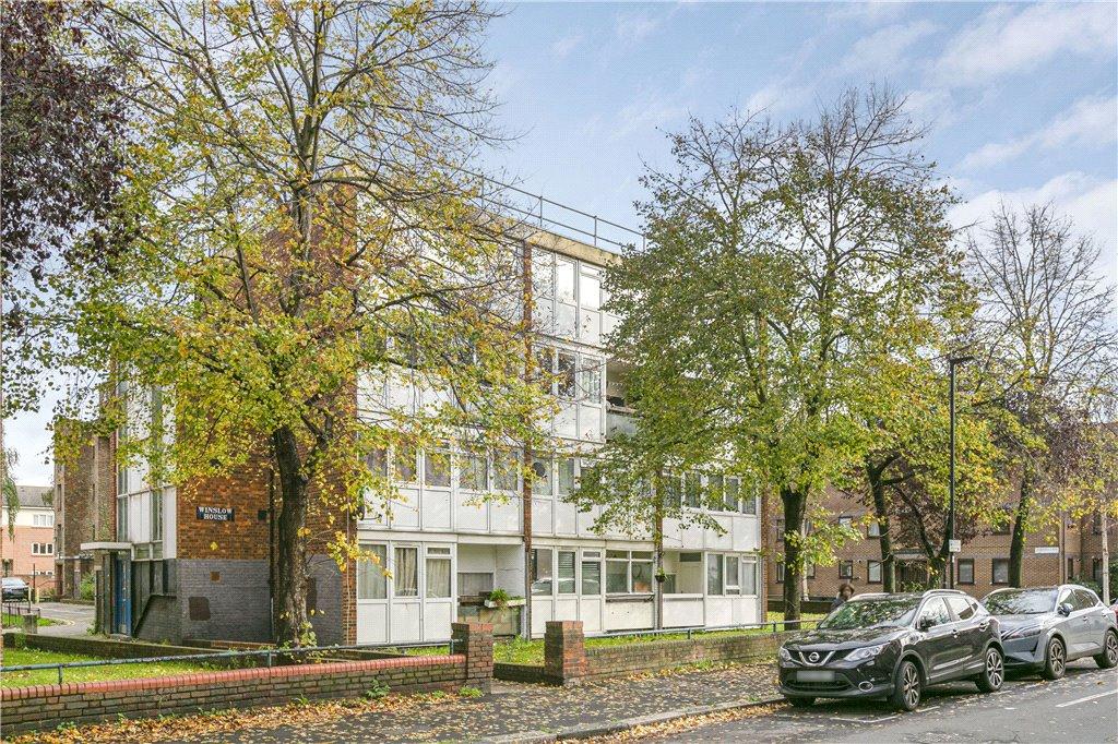 Union Grove, London, SW8 3 bed apartment for sale - £425,000