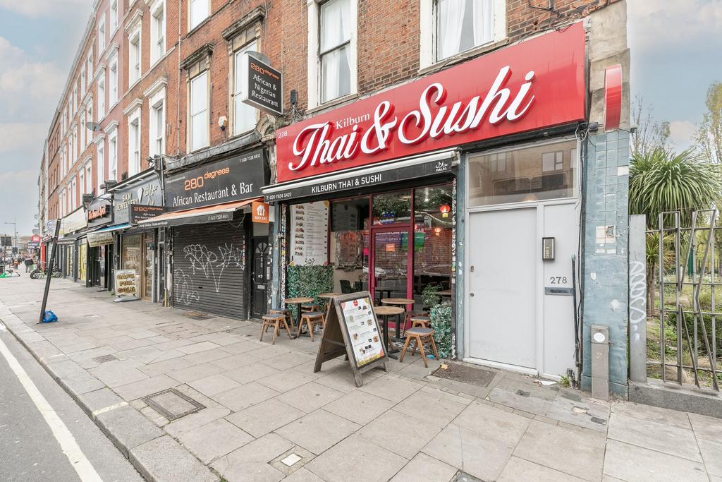 Kilburn High Road, Kilburn, NW6 Restaurant to rent - £1,334 pcm (£308 pw)