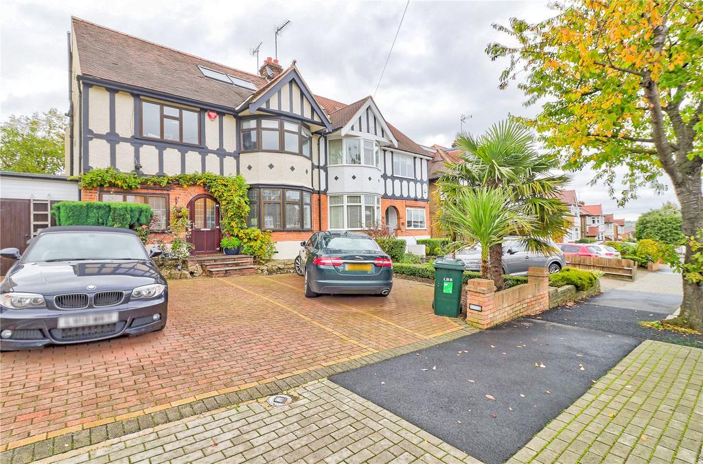 Northumberland Road, New Barnet... 4 bed semi-detached house - £1,275,000