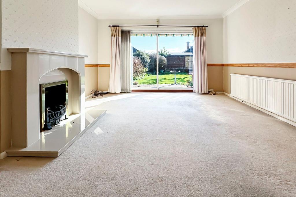 Chiltern Close East Preston 3 Bed Bungalow For Sale £375 000