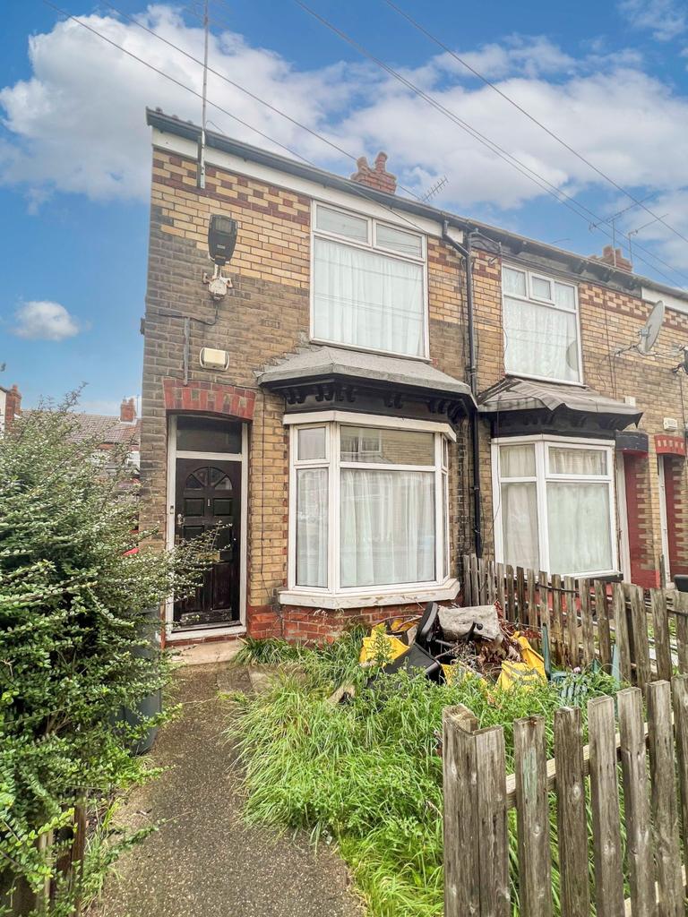 Premier Grove, Exmouth Street, Hull... 2 bed end of terrace house - £75,000