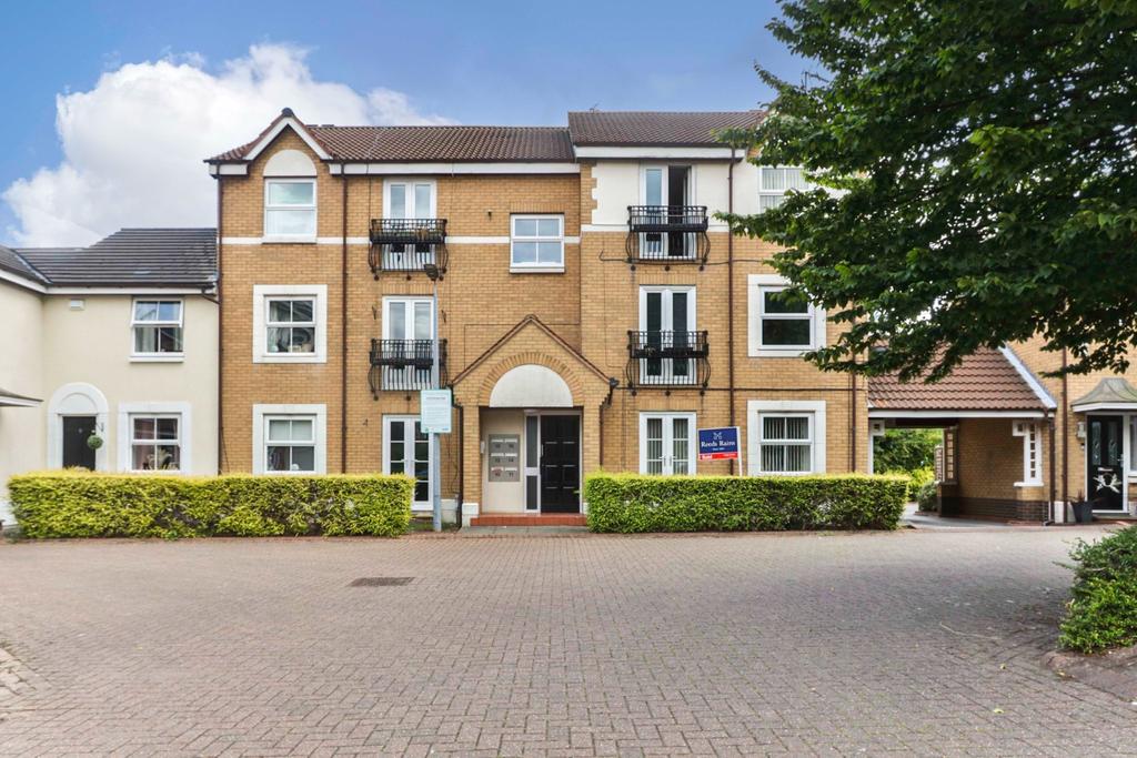 Lealholme Court, Howdale Road, Hull, HU8 9FF 2 bed apartment - £85,000
