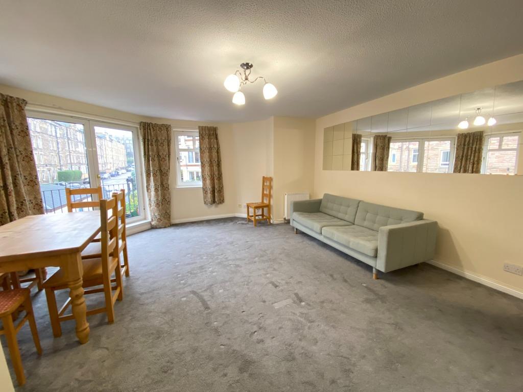 Sinclair Place, Gorgie, Edinburgh, EH11 3 bed flat - £1,500 pcm (£346 pw)
