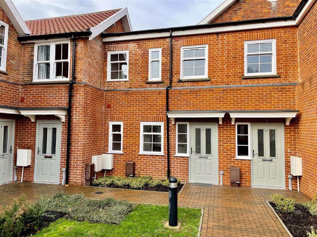 Kerrison Gardens, Stoke Road, Thorndon 2 bed terraced house - £900 pcm ...