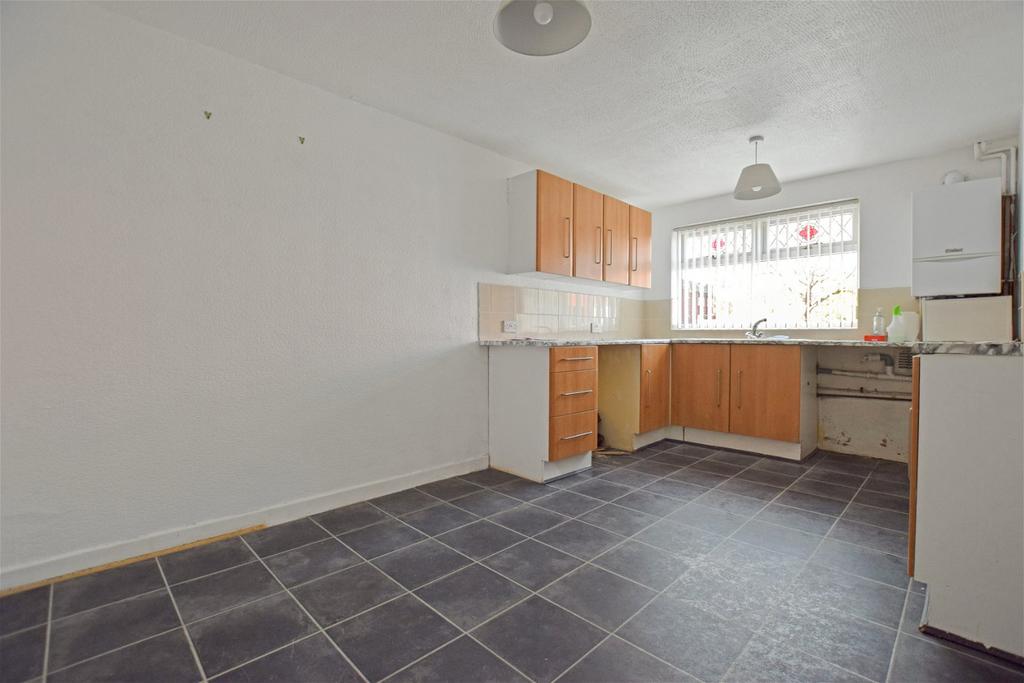 The Uplands, Palacefields, Runcorn... 3 bed townhouse - £650 pcm (£150 pw)