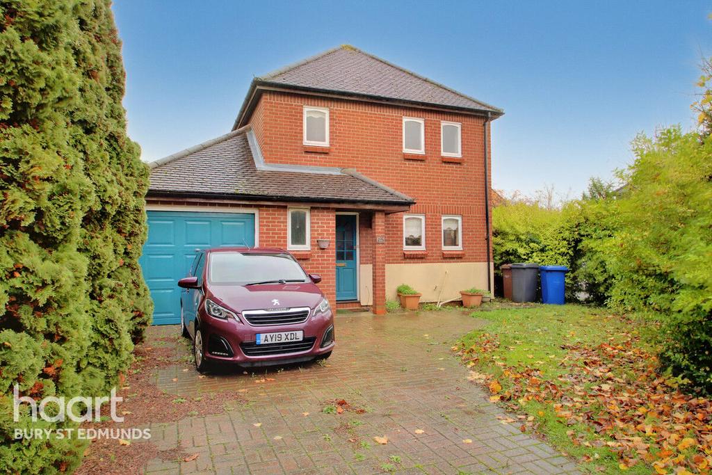 Sebert Road, Bury St Edmunds 4 bed detached house - £350,000